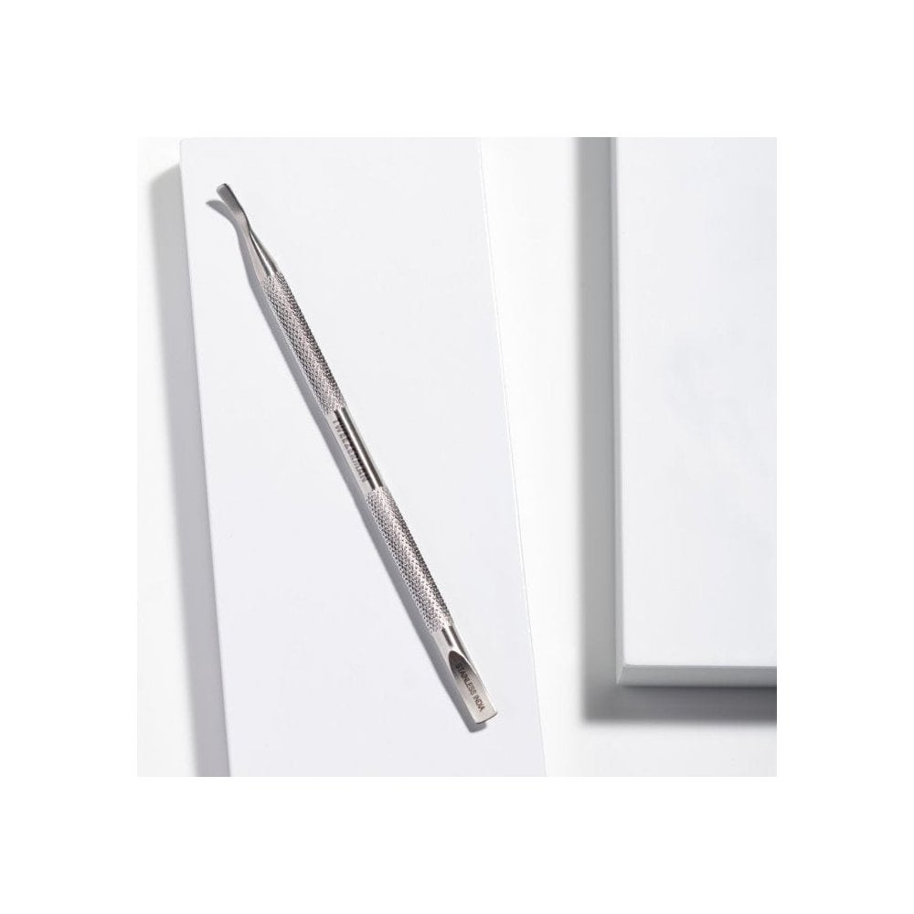 Tweezerman | Pushy & Nail Cleaner | Guru Makeup Emporium